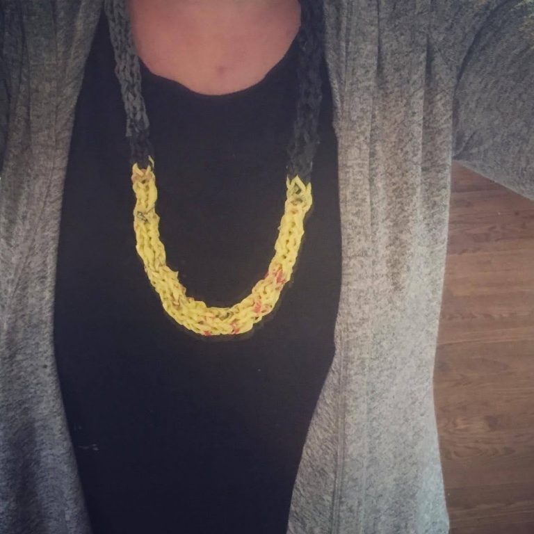 Tube Knitting with Plarn – Wineberry Woods